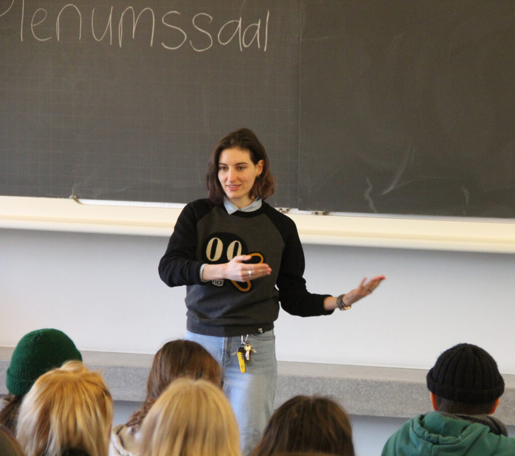 Neues Bildungssystem gefordert: Klimaaktivist*innen besetzen ...